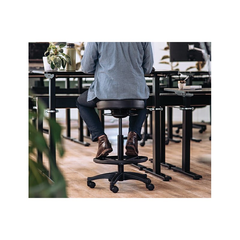 Buro Polo Architect Stool